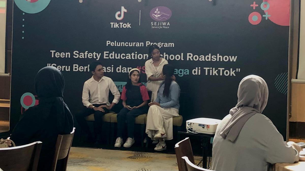 TikTok Jaga Keamanan Remaja: Batasi Screen Time dan Kontrol Konten dengan Fitur Baru - Tekno ...