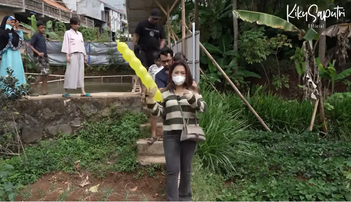 10 Potret Kiky Saputri Ajak Suami Pulang Kampung ke Garut, Siap Bangun Rumah di Kampung - Photo ...