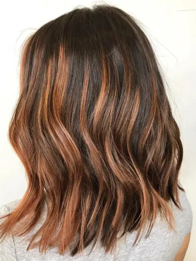 15 Warna Rambut untuk Wanita Usia 30-an, Bikin Tampil Awet Muda - Hot ...