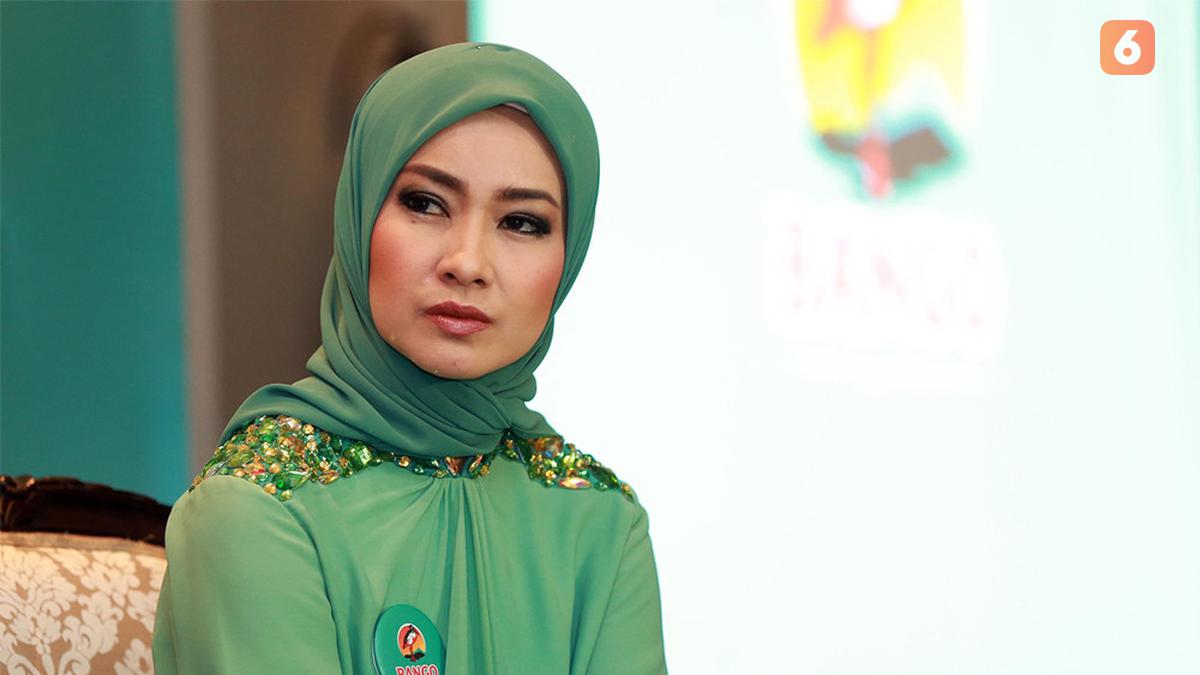 Sibuk di Bidang Hukum, Alya Rohali Pensiun Main Sinetron - ShowBiz ...