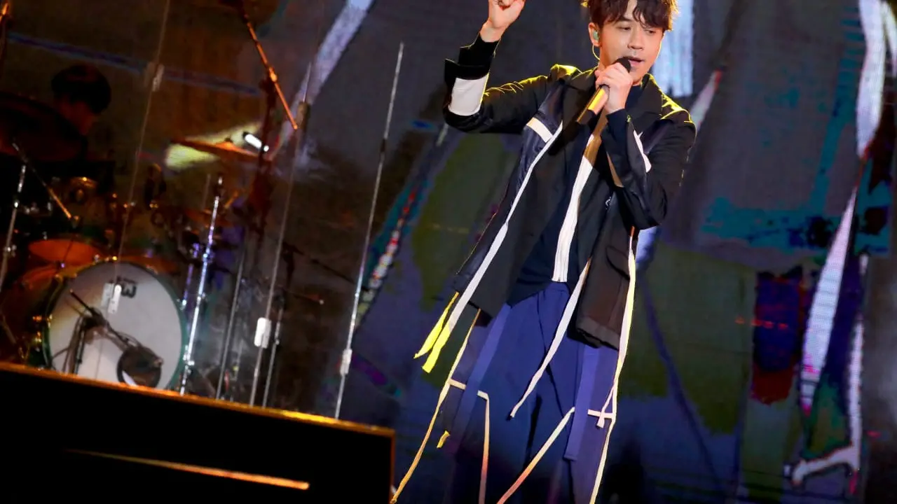 Penyanyi Michael Guang Liang Gelar Konser First Time di Jakarta 30 ...