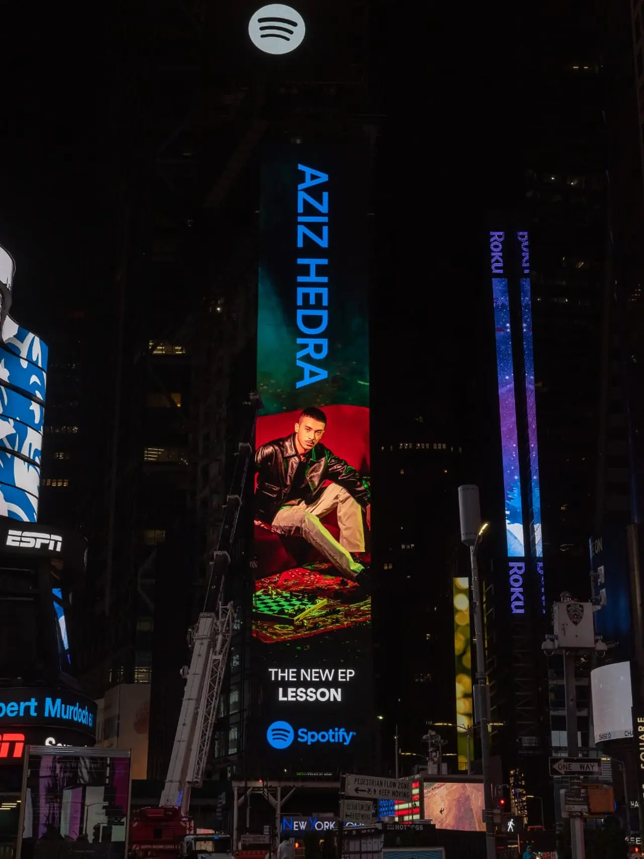 Mini Album Aziz Hedra Didukung oleh Spotify Global, Tayang di Billboard ...