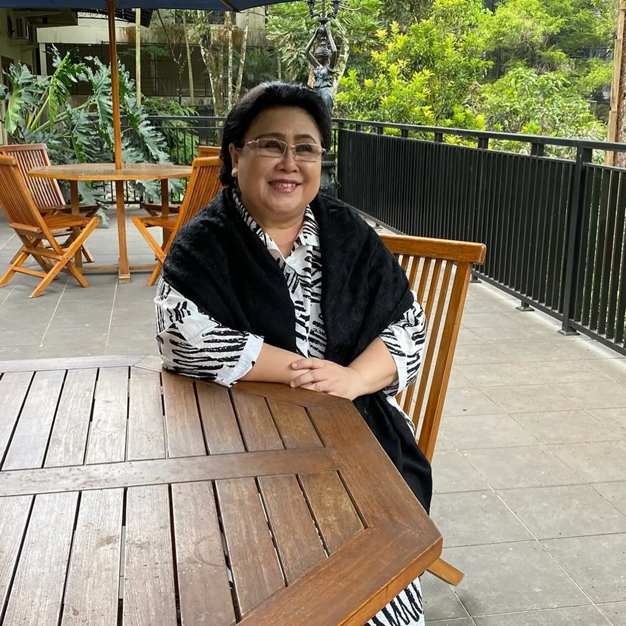 Karlina Damiri, Mertua Nikita Willy yang Merawat Hubungan Bilateral ...