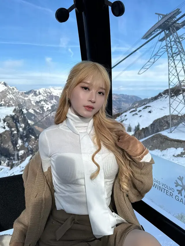 7 Potret Onic Vior yang Lagi Viral, Foto Bareng Kekasih Jadi Sorotan - Hot Liputan6.com