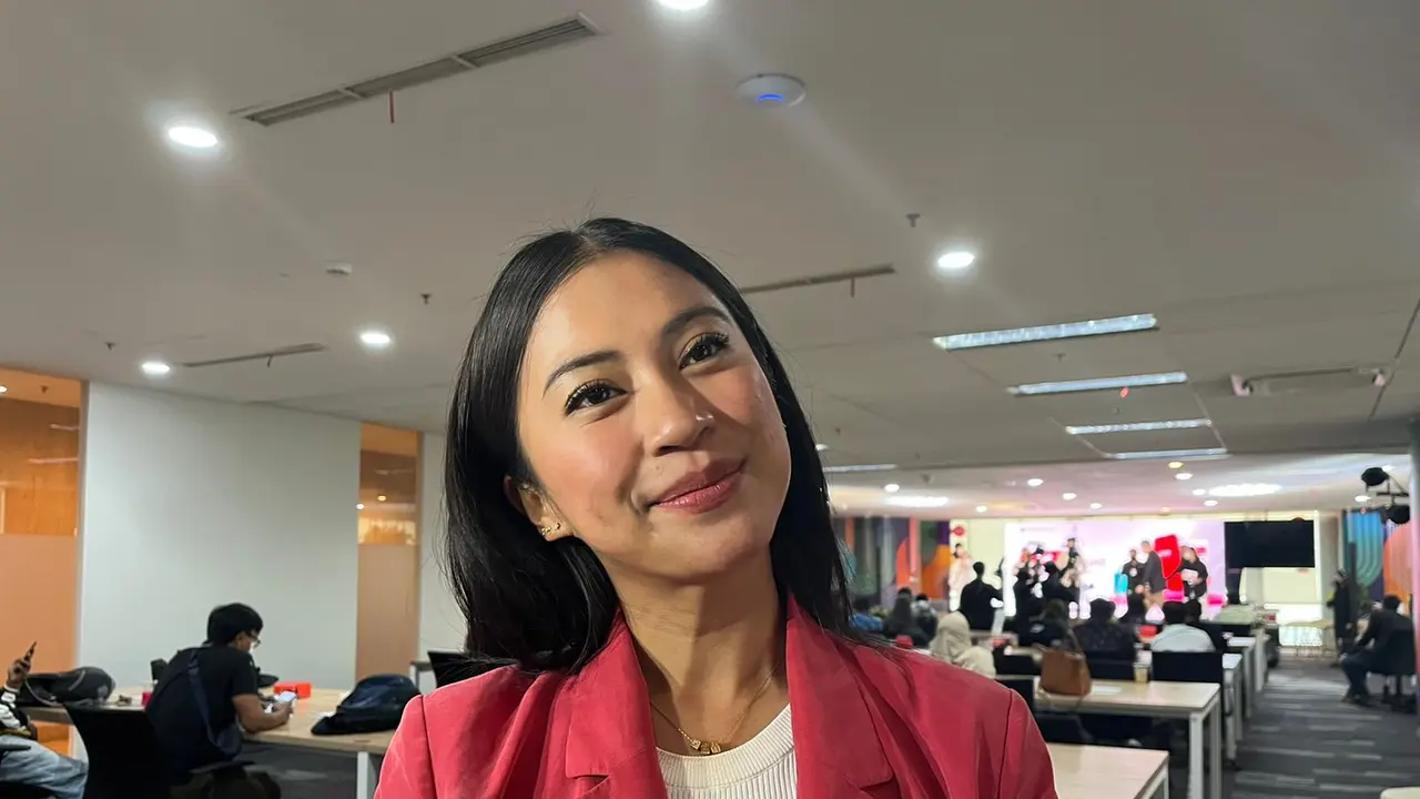 Tyna Kanna Manfaatkan Fasilitas Belanja dengan Kartu Kredit Digital ...