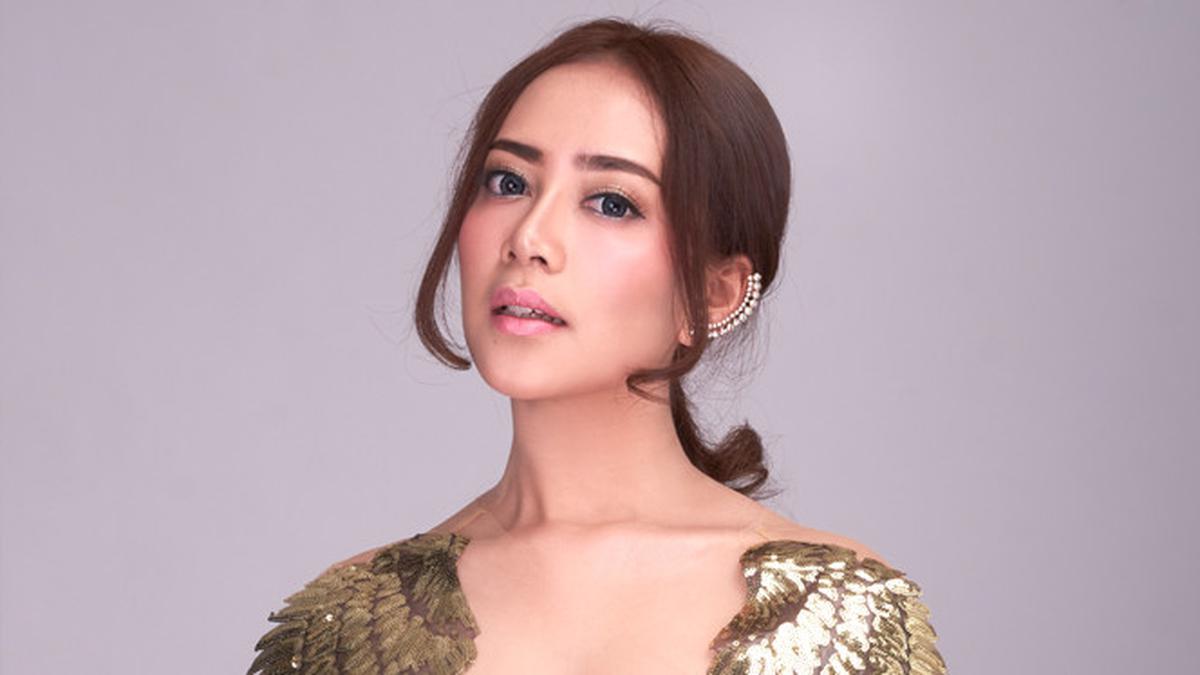 Alma Margana Bahas Perselingkuhan di Lagu Baru - ShowBiz Liputan6.com