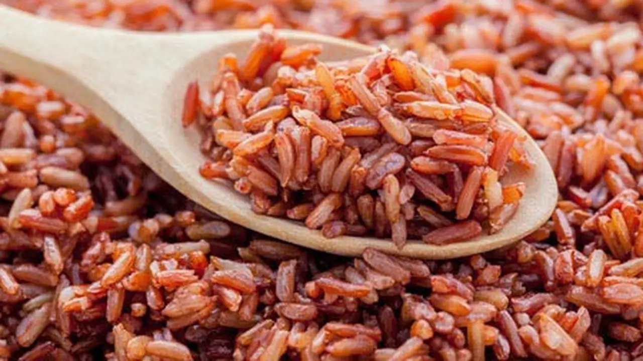 6 Cara Masak Beras Merah yang Tepat, Simak Beragam Manfaatnya - Hot ...