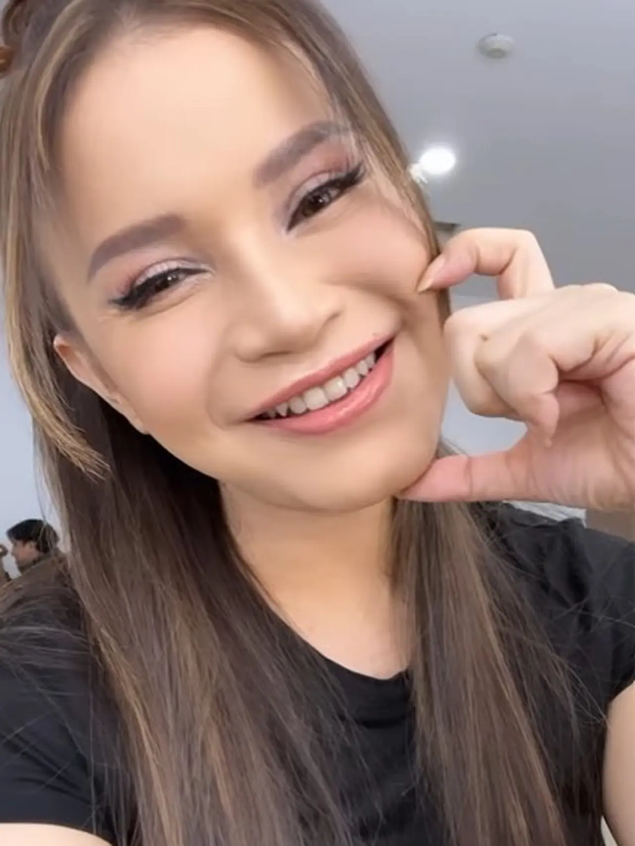 Rossa yang Makin Cantik, Bikin Pangling dan Disebut Makin Mirip Artis Korea