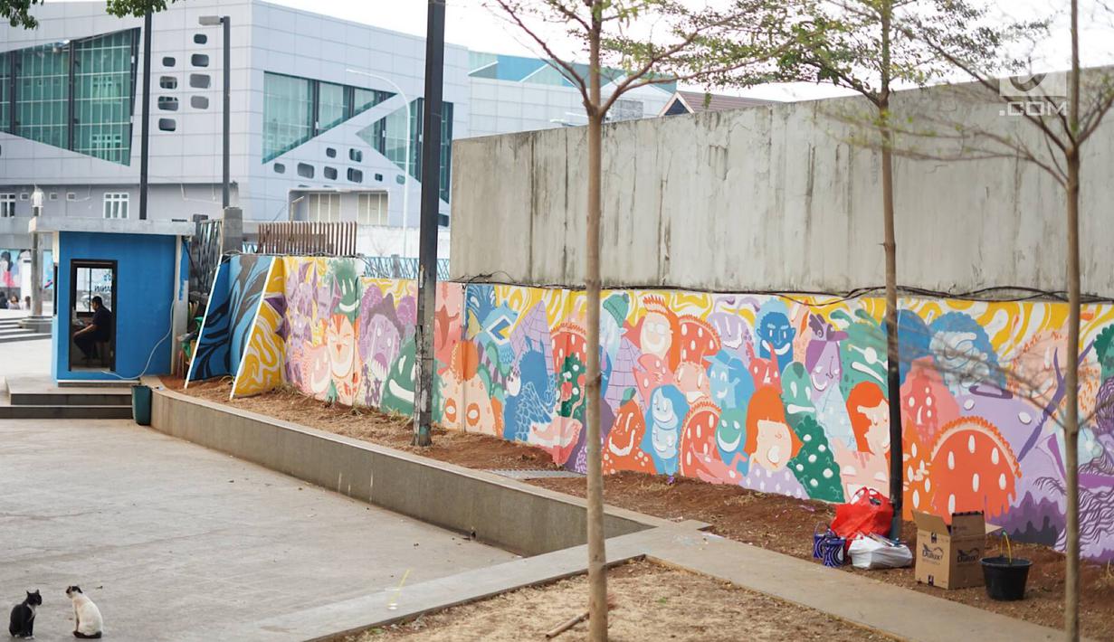 FOTO: Mural Cikini Hiasi Tembok Taman Ismail Marzuki - Foto Liputan6.com