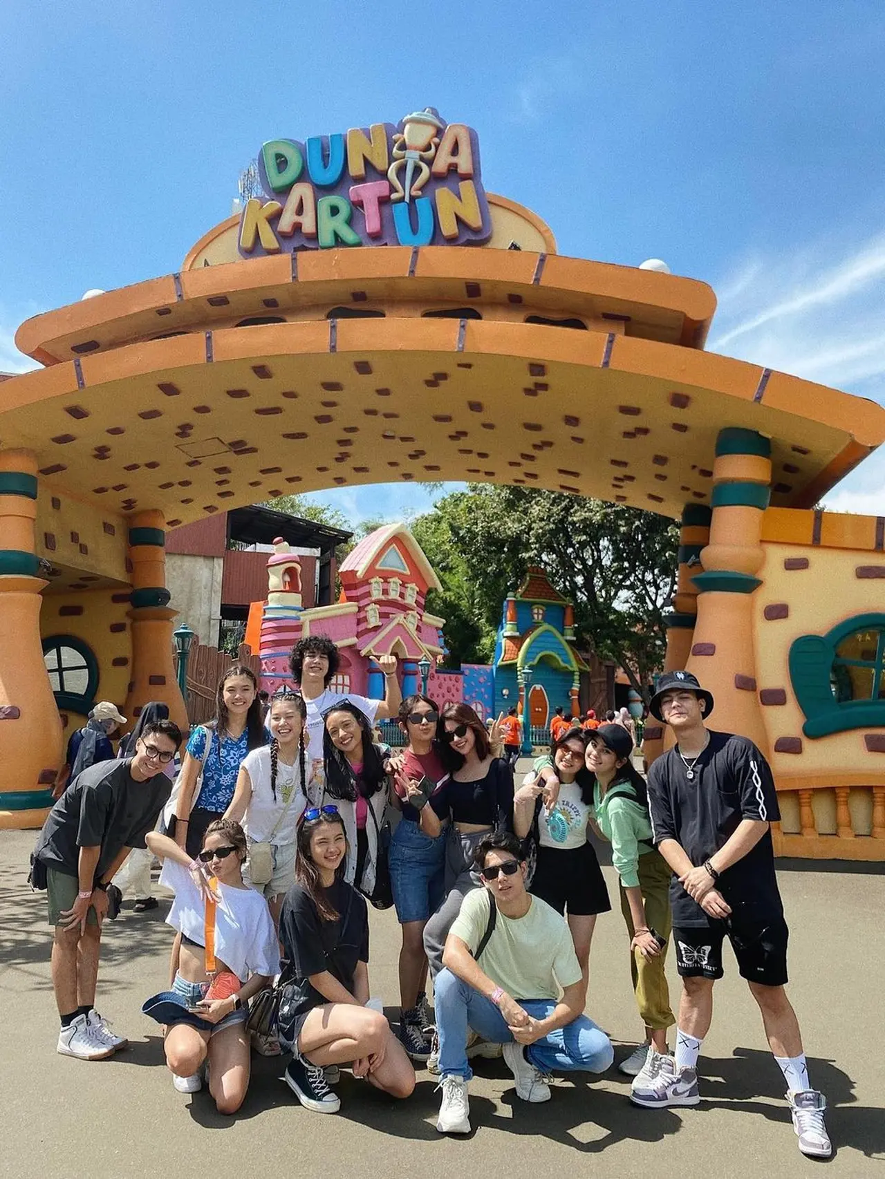 6 Potret Kaneishia Yusuf, Anak Bungsu Dede Yusuf Jadi Bintang Utama Cerita Putih Abu-abu ...