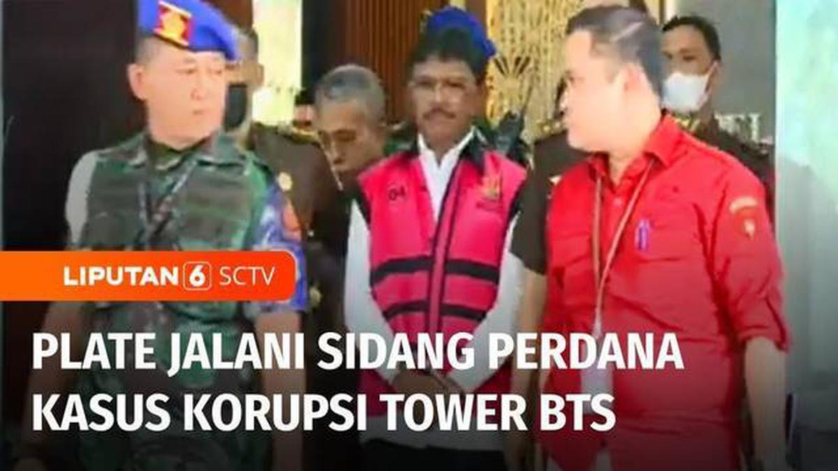 Video Eks Menkominfo Johnny G Plate Jalani Sidang Perdana Terkait
