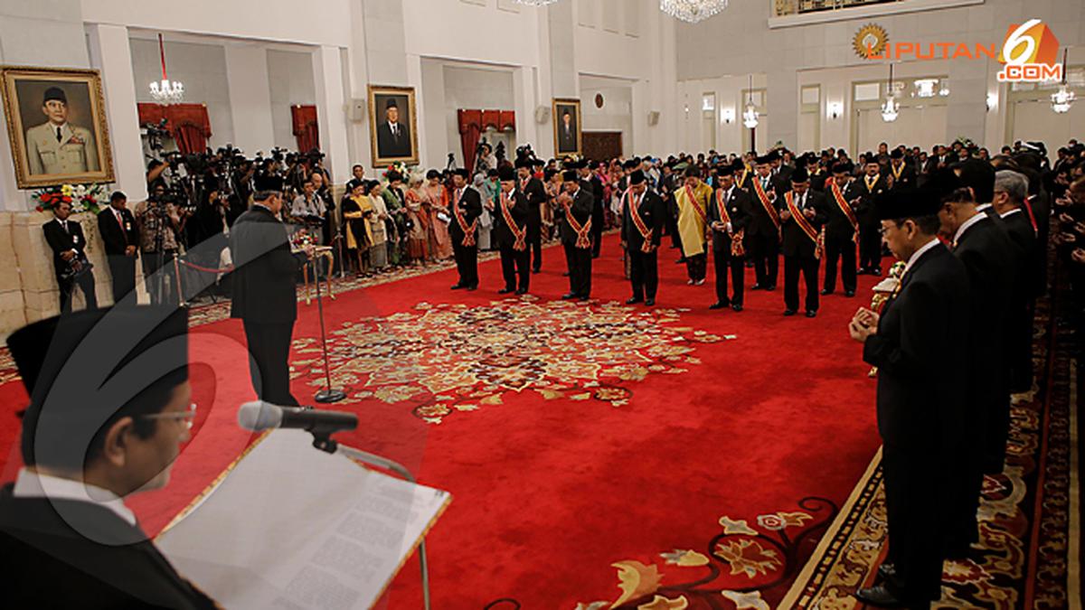 Presiden SBY Anugerahkan 28 Bintang Tanda Jasa - Foto Liputan6.com