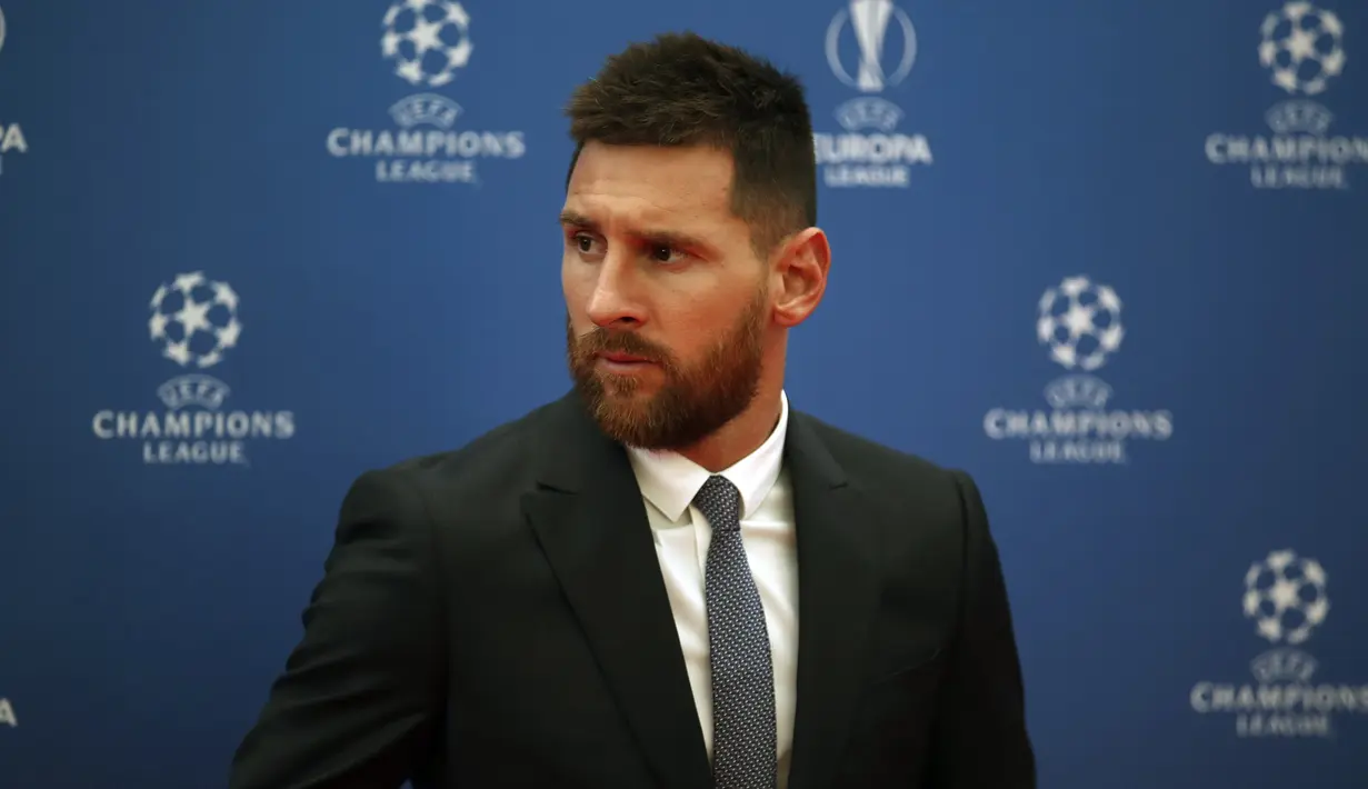 FOTO: Adu Gaya Ronaldo dan Messi di Acara Pemain Terbaik Eropa - Foto ...