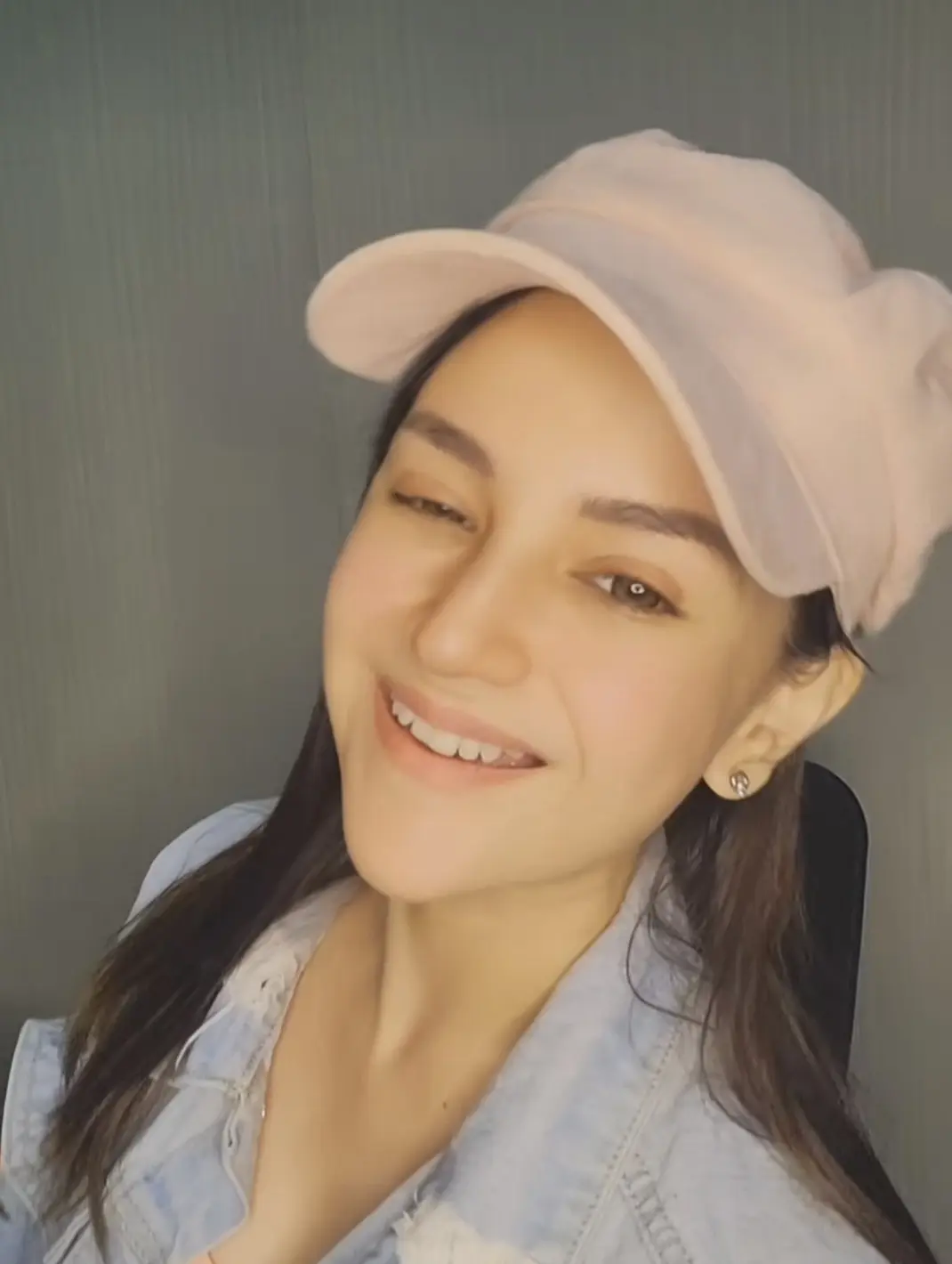 6 Potret Terbaru Angelica Simperler yang Masih Imut di Usia 37 Tahun ...