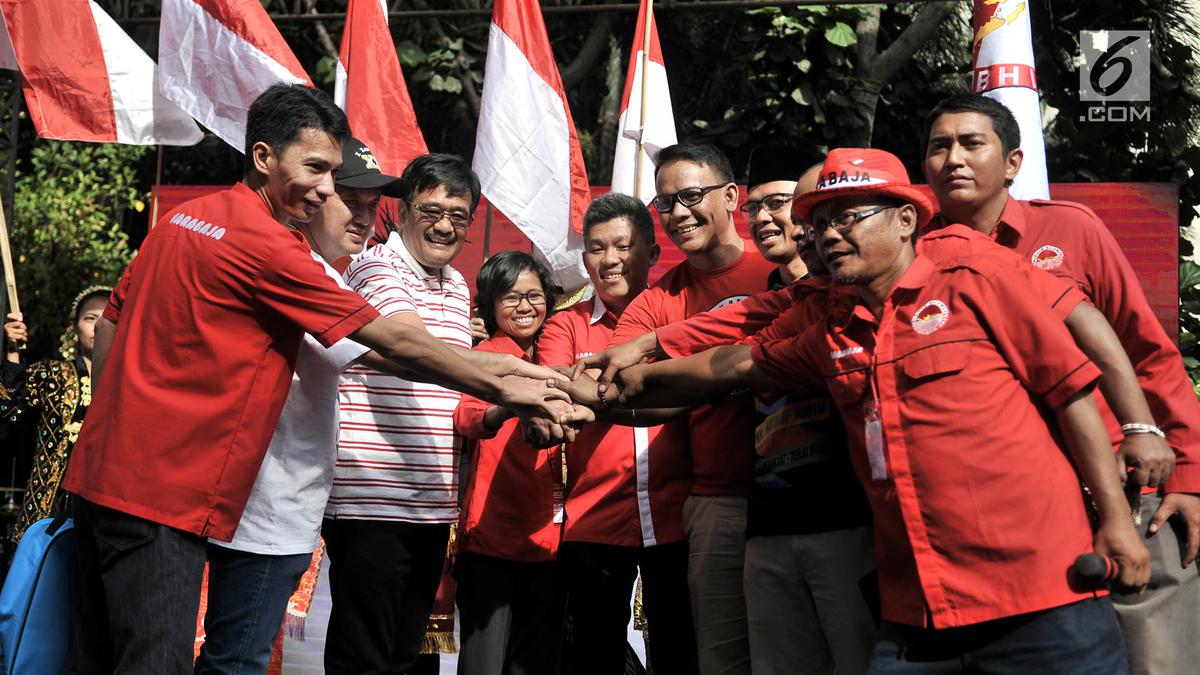 FOTO: Deklarasi Relawan Bara Baja Dukung Jokowi-Ma'ruf Amin - Foto Liputan6.com