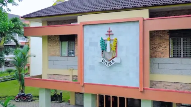 Universitas Katolik Santo Thomas Medan: Sihol Situngkir Bukan Rektor ...