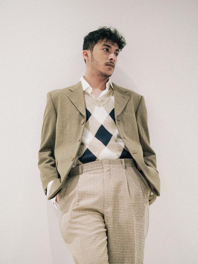 Aziz Hendra Ungkap Kisah Perjuangan Hidup di Lagu Somebody's Pleasure ...