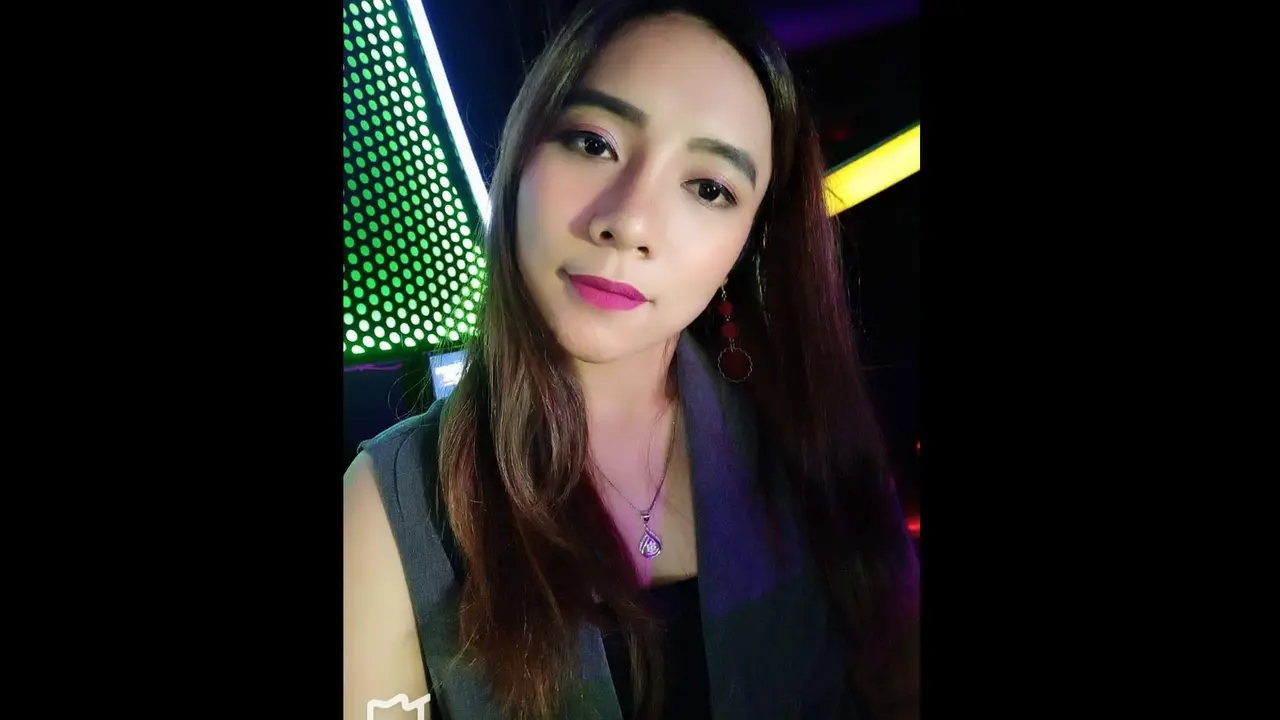 6 Pesona Rere Monique, DJ Asal Indonesia yang Ditahan di Malaysia - Hot ...