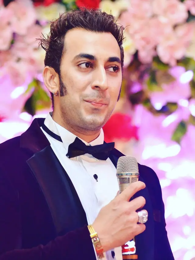 Rehat Berakting, Bilal Rehman Sibuk Berbisnis Showroom Mobil - ShowBiz ...