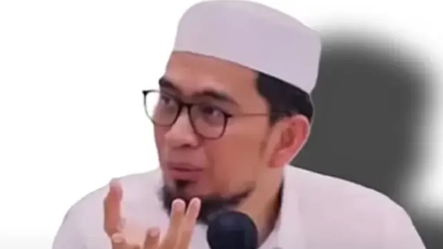 Mengapa Allah SWT Menyukai Hamba yang Berdoa? Simak Kata Ustadz Adi Hidayat - Islami Liputan6.com
