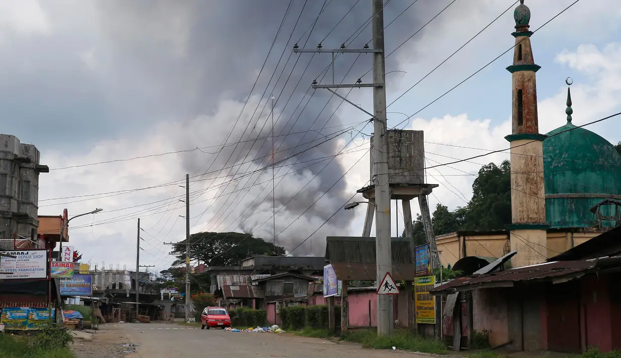 Pasukan Filipina Lancarkan Serangan Udara ke Kota Marawi - Foto ...