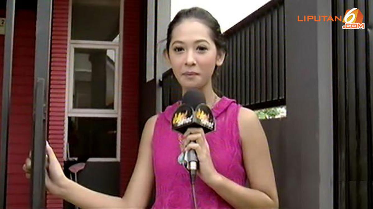 Sebelum Berpulang, Ayah Titip Pesan untuk Poppy Bunga - ShowBiz ...