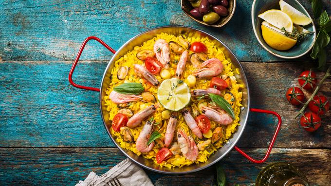Cara Membuat Paella yang Lezat dan Mudah - Food Fimela.com