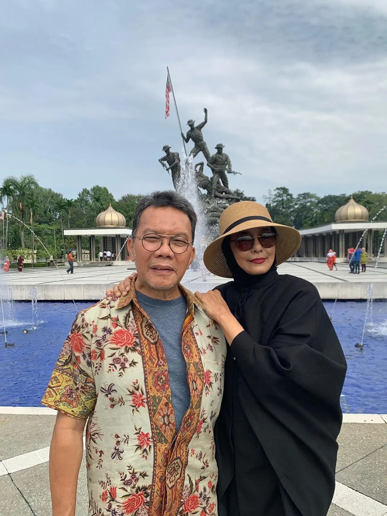 6 Potret Terbaru Ida Royani Teman Duet Benyamin Sueb yang Awet Muda - Hot Liputan6.com