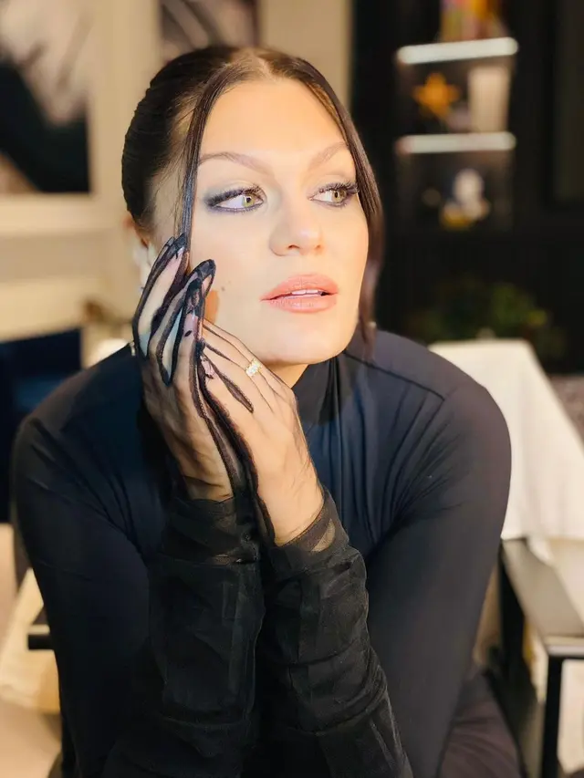 Jessie J Minta Maaf Batal Manggung Di Indonesia Bareng David Foster