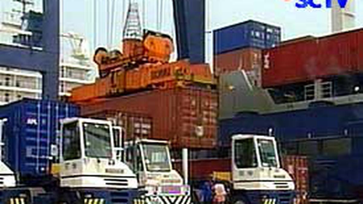 Libur Panjang, Kontainer Menumpuk - News Liputan6.com