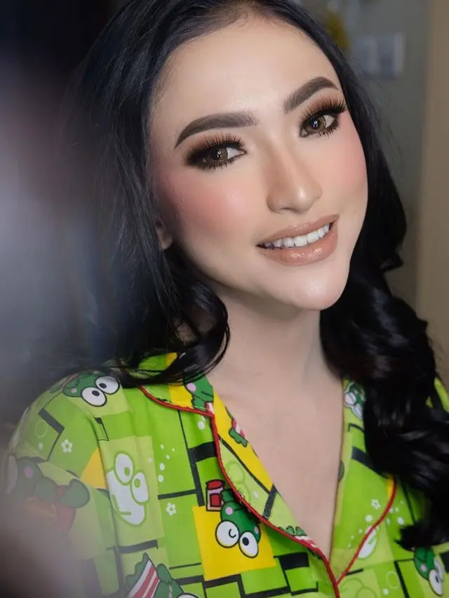 Lama Tak Muncul, Amel Alvi Kini Berganti Nama - ShowBiz Liputan6.com