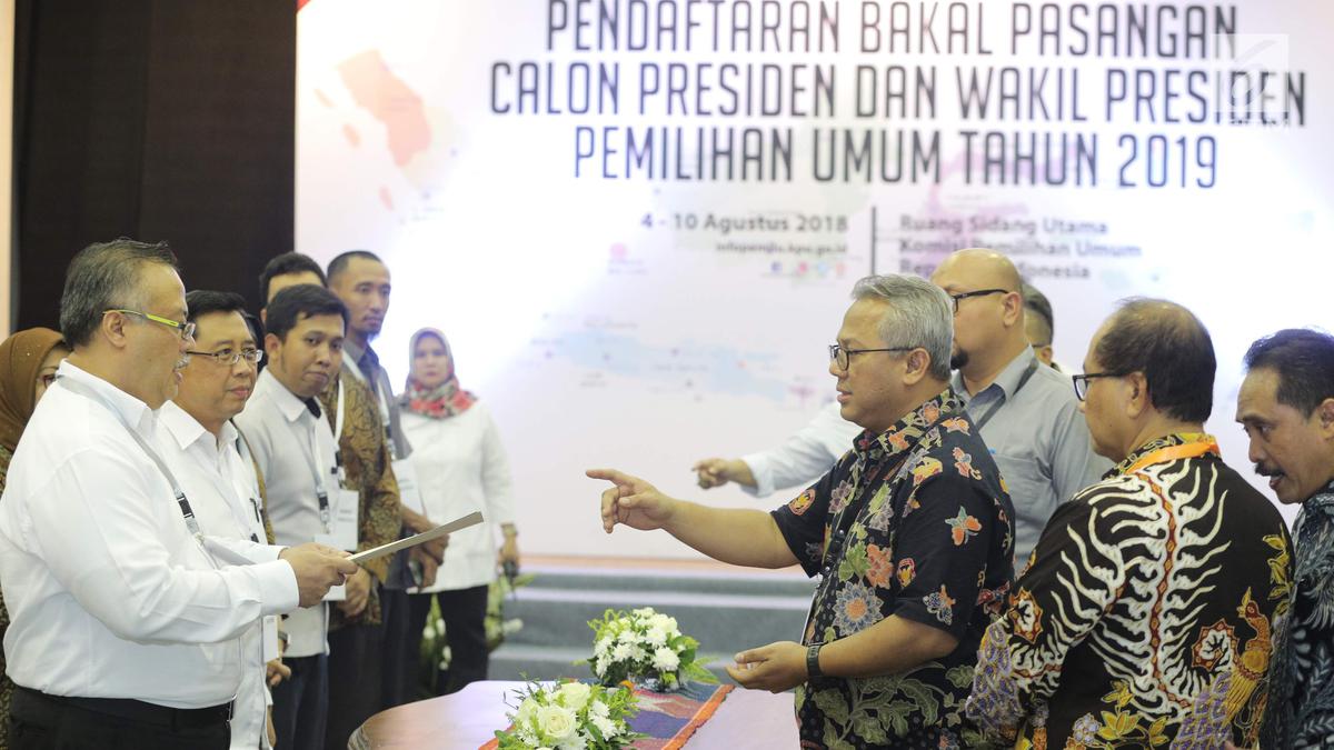 FOTO: KPU RI Gelar Simulasi Pendaftaran Capres dan Cawapres - Foto Liputan6.com