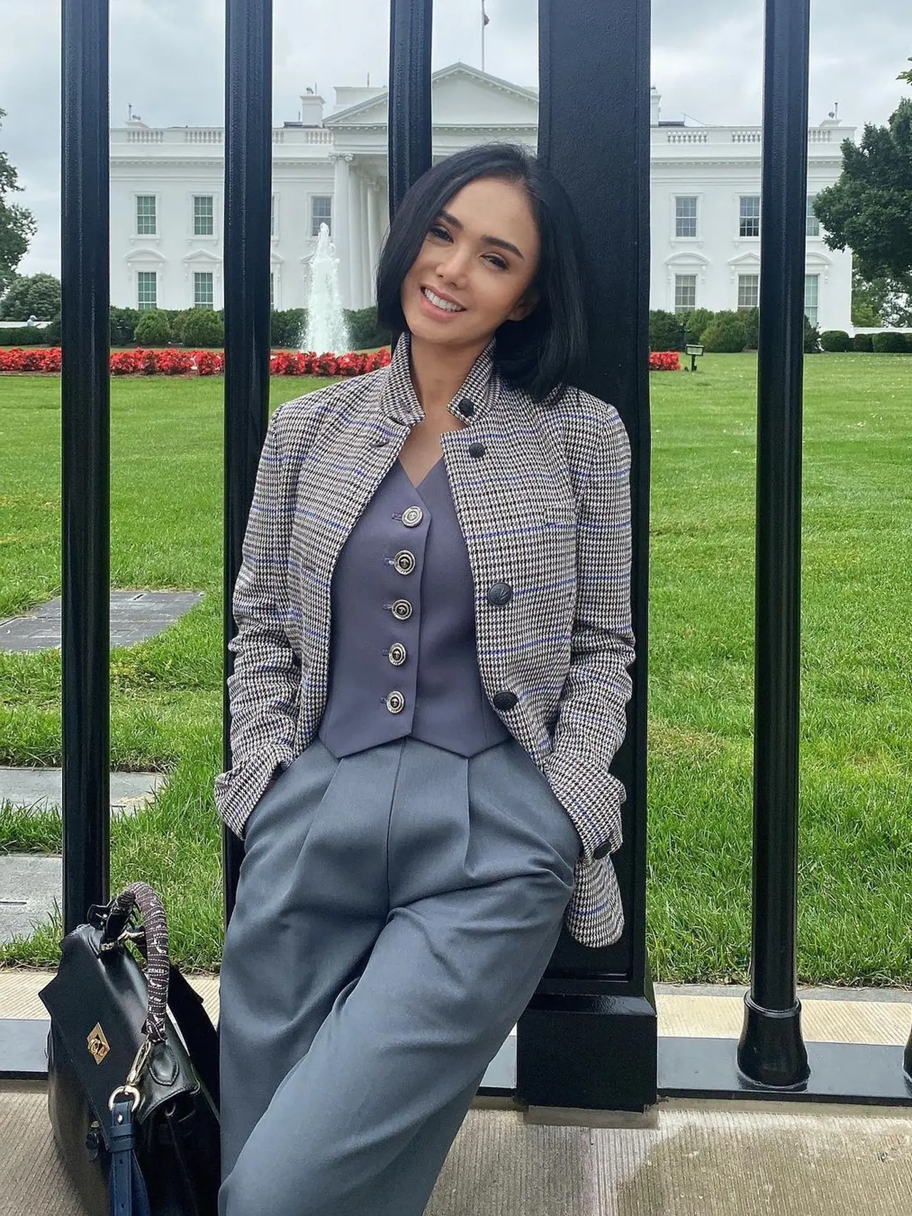 Reaksi Yuni Shara Ditanya Tips Awet Muda: Baru Pakai Sunblock di Usia ...