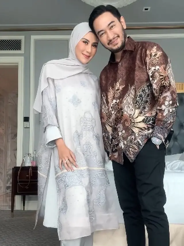7 Potret Syahnaz Sadiqah dan Jeje di Pernikahan Ade Govinda, Tampil ...