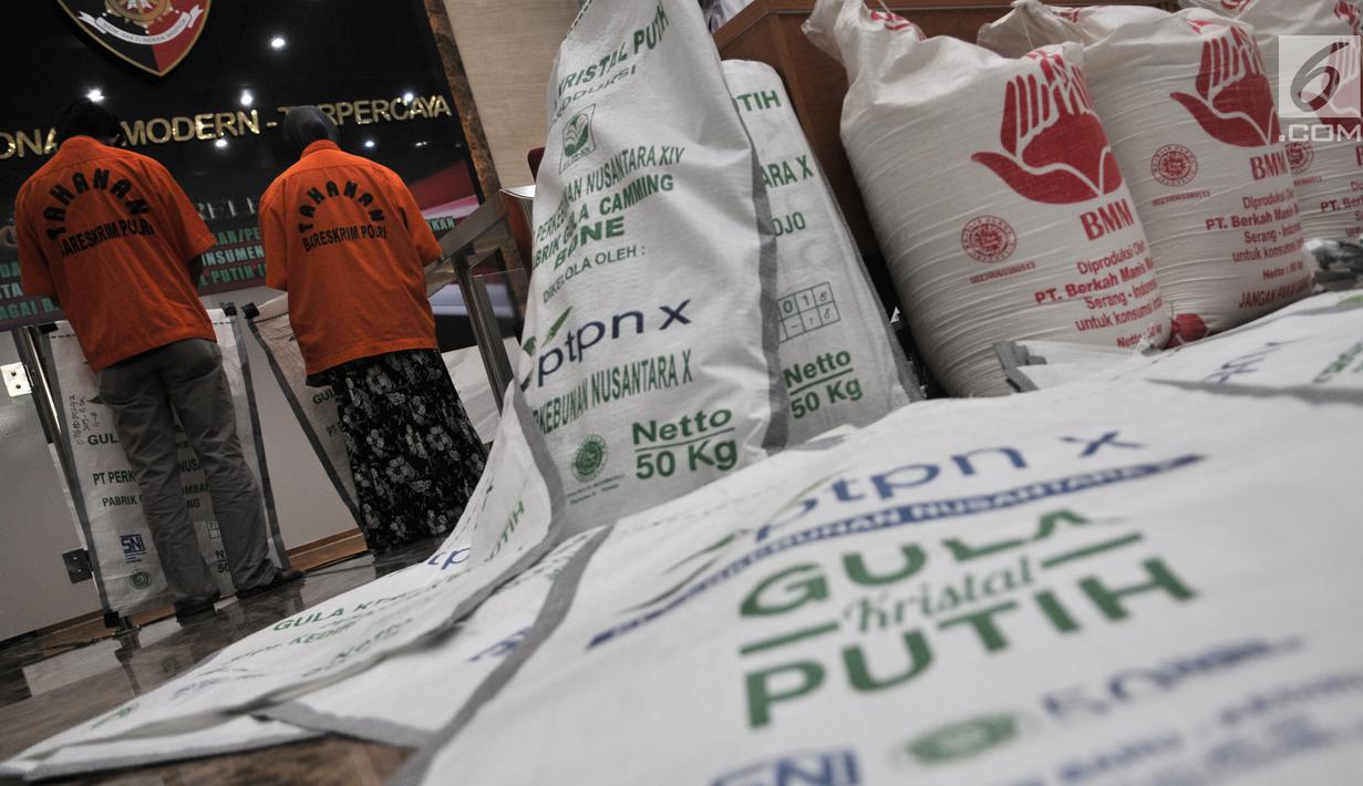 FOTO: Bareskrim Polri Bongkar Pendistribusian 30 Ton Gula Rafinasi ...