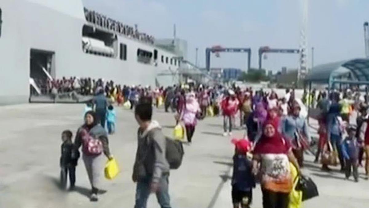 Terminal Rajabasa Mulai Lengang - Islami Liputan6.com