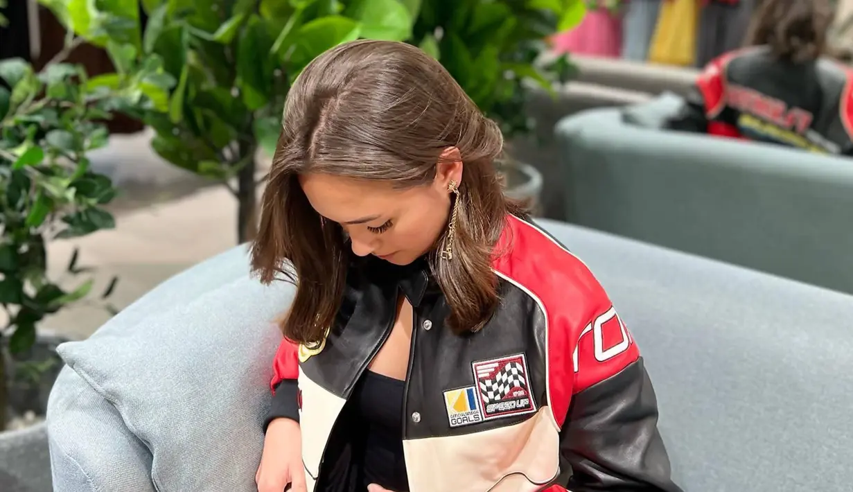 Tampil Makin Fresh, Ini Potret Caitlin Halderman dengan Gaya Rambut ...