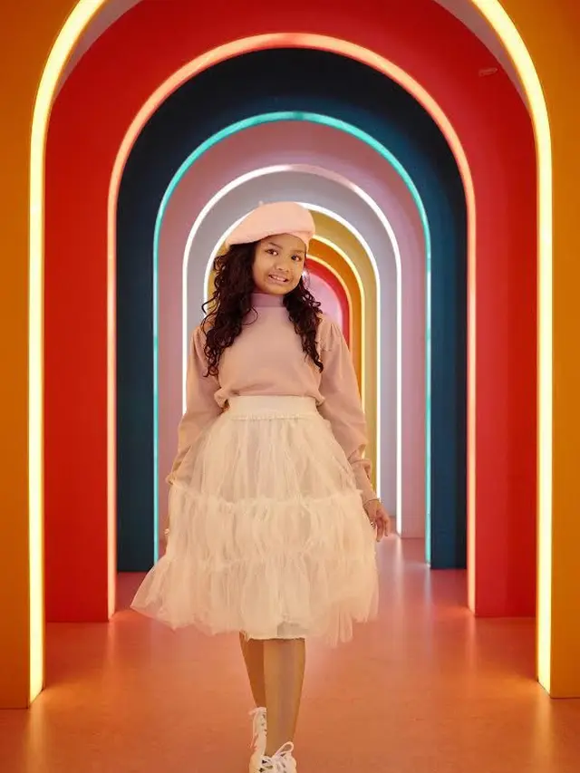 Tamima Beri Pesan Untuk Sayang Orangtua Melalui Lagu Tak Selamanya ...