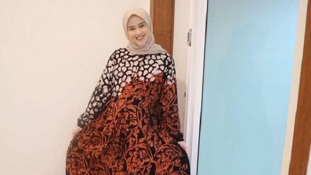 Profil Cut Meyriska Istri Roger Danuarta, Dulu Melejit Berkat Peran ...