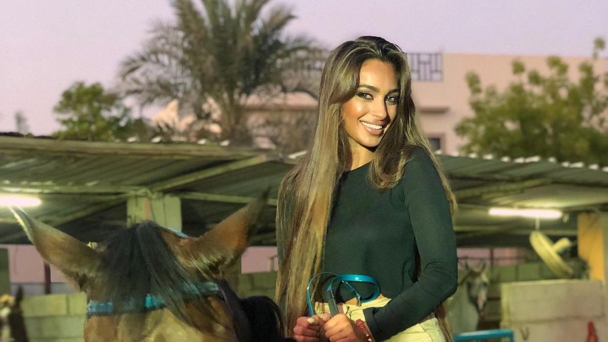 6 Potret Miss Universe Bahrain yang Tetap Stunning Saat Olahraga dari ...