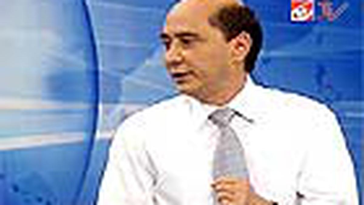 Dialog bersama Staf Khusus Presiden Bidang Politik, Daniel Sparingga ...