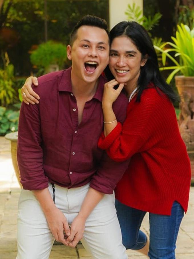Ussy Sulistiawaty dan Andhika Pratama Histeris Tahu Jenis Kelamin Anak ...