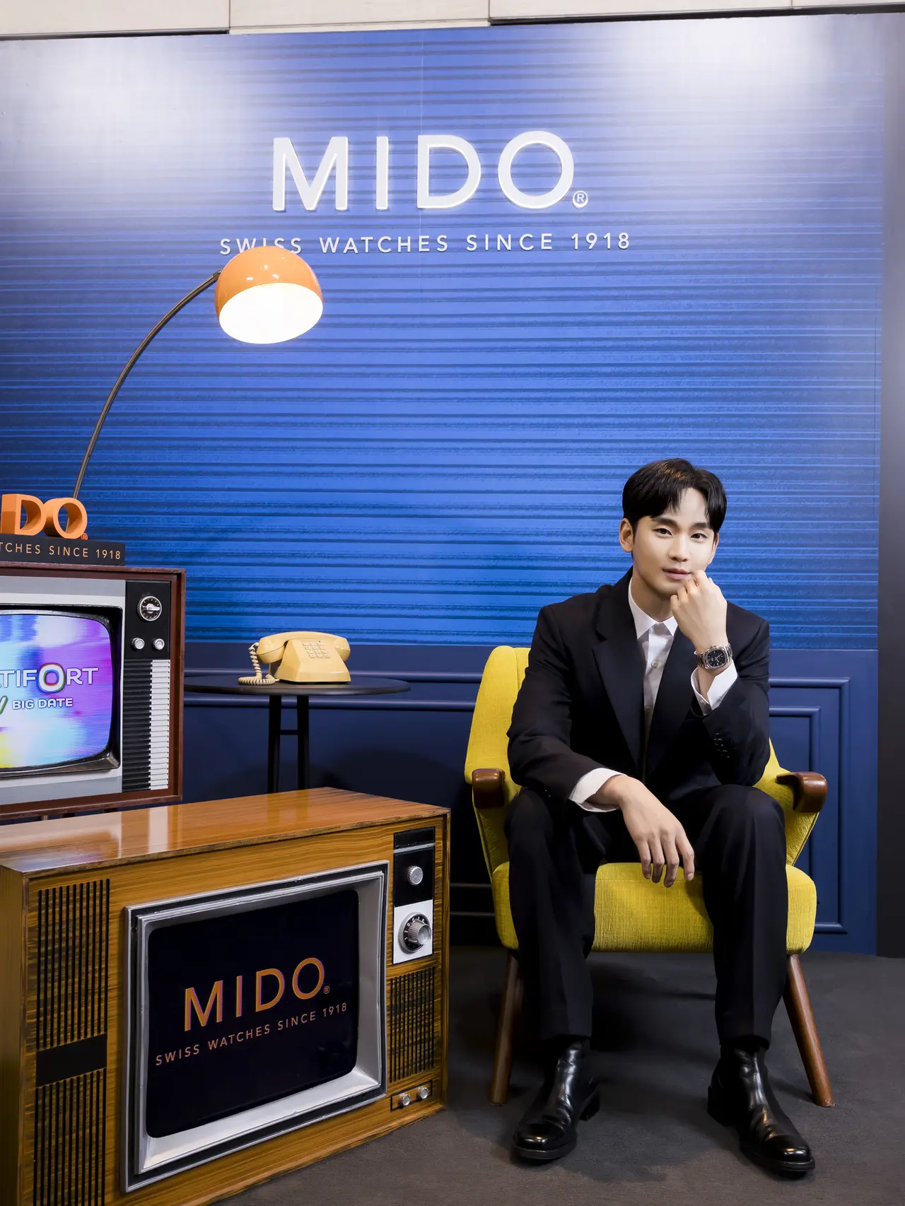 Kim Soo Hyun, Aktor Termahal Korea yang Suka Mengenakan Arloji di Tangan Kiri - ShowBiz Liputan6.com