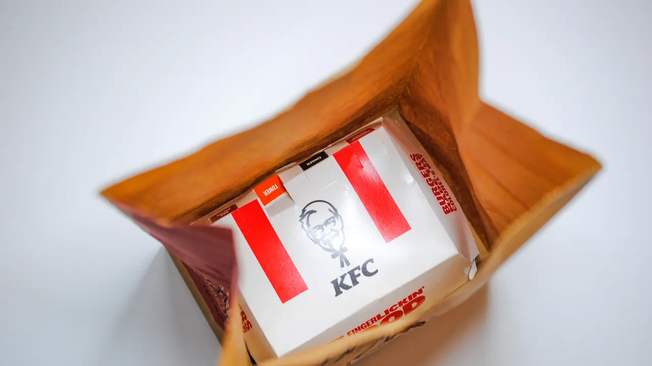 PT Fast Food Indonesia, Perusahaan Ritel Makanan Cepat Saji Terkemuka ...