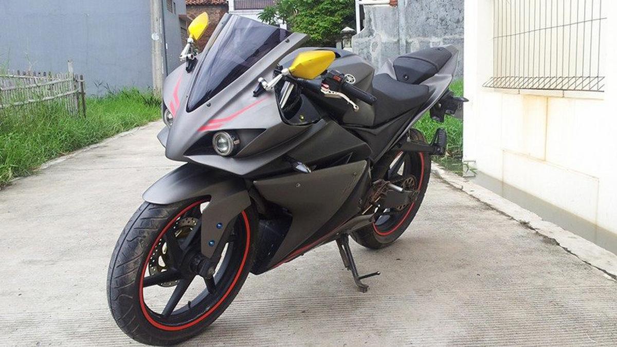 Vixion Tampil YZF-R125 Double Eyes - Berita Otosia.com
