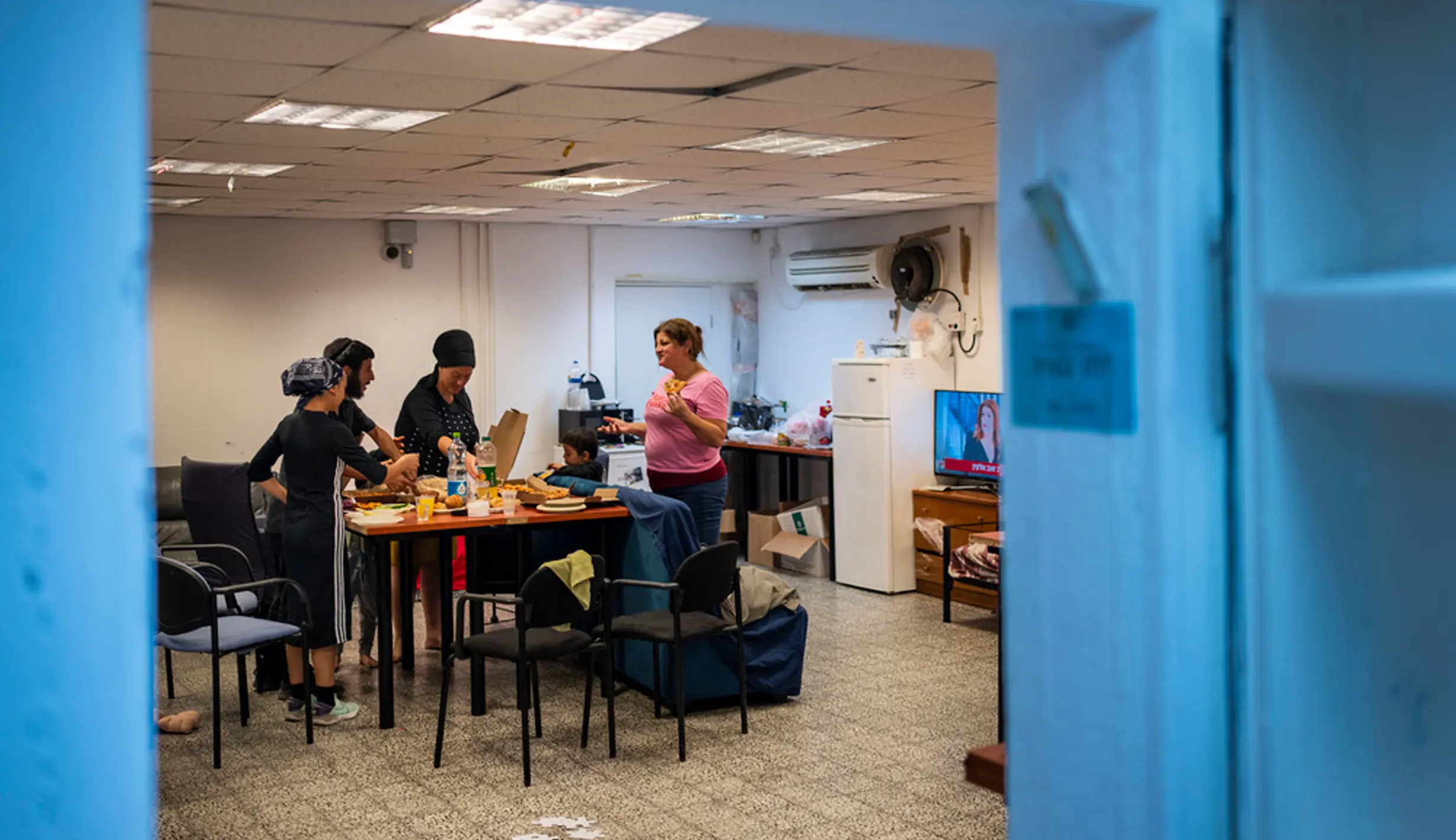 Melihat Tempat Berlindung Warga Israel dari Serangan Roket Hamas - Foto ...