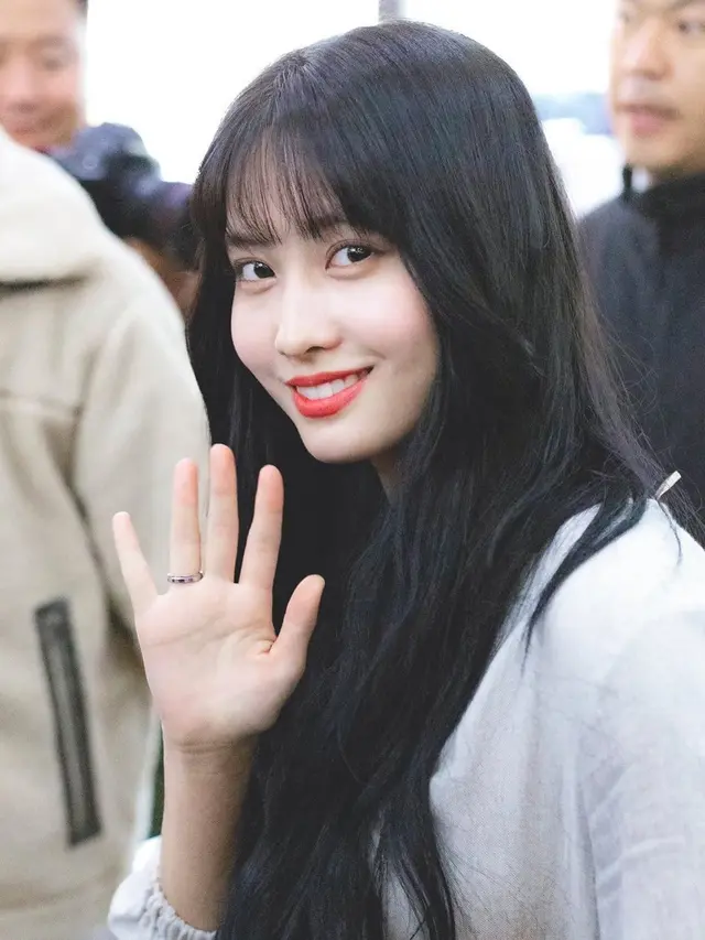 Profil Momo TWICE, Berikut Fakta-Fakta Menariknya - Regional Liputan6.com