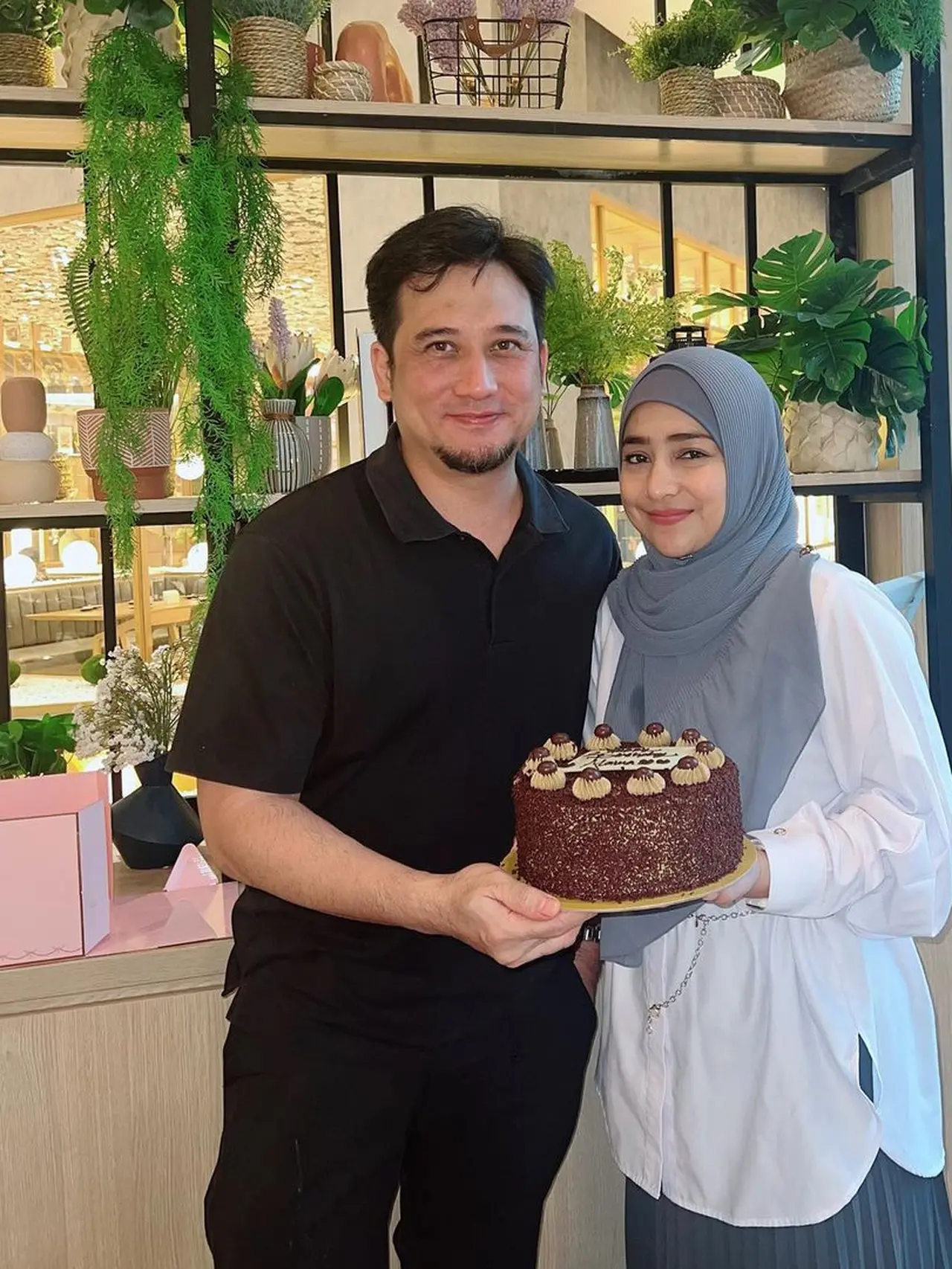 Profil Tengku Firmansyah, Aktor Senior yang Kini Jadi Tukang Las di Kanada