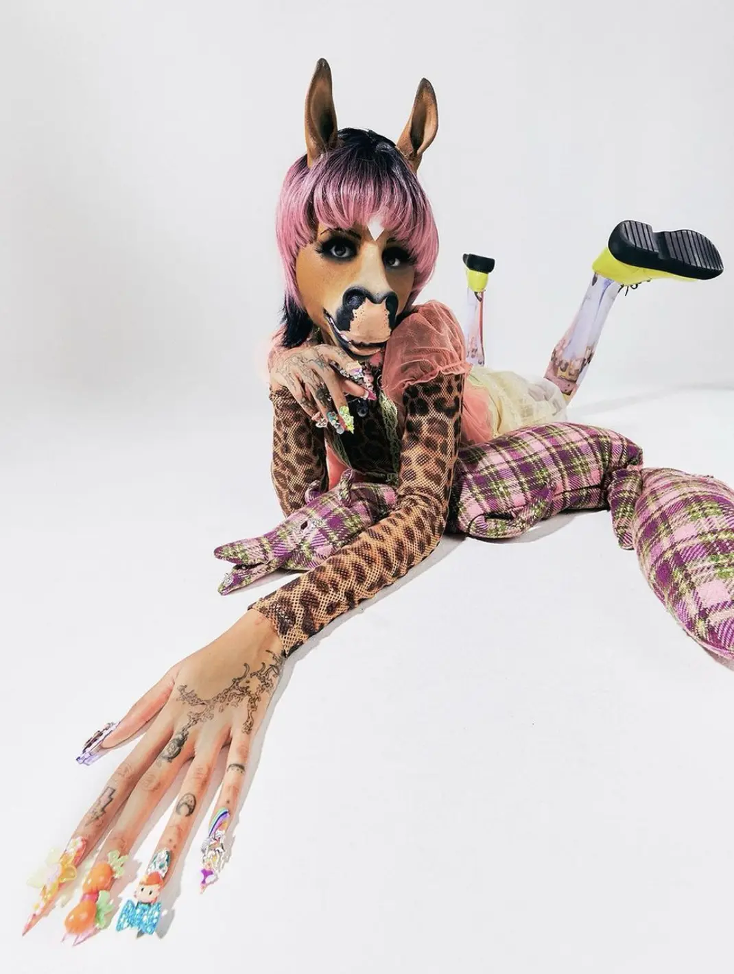 6 Gaya Unik DJ HorsegiirL dengan Gaya Uniknya yang Mengubah Penampilan ...