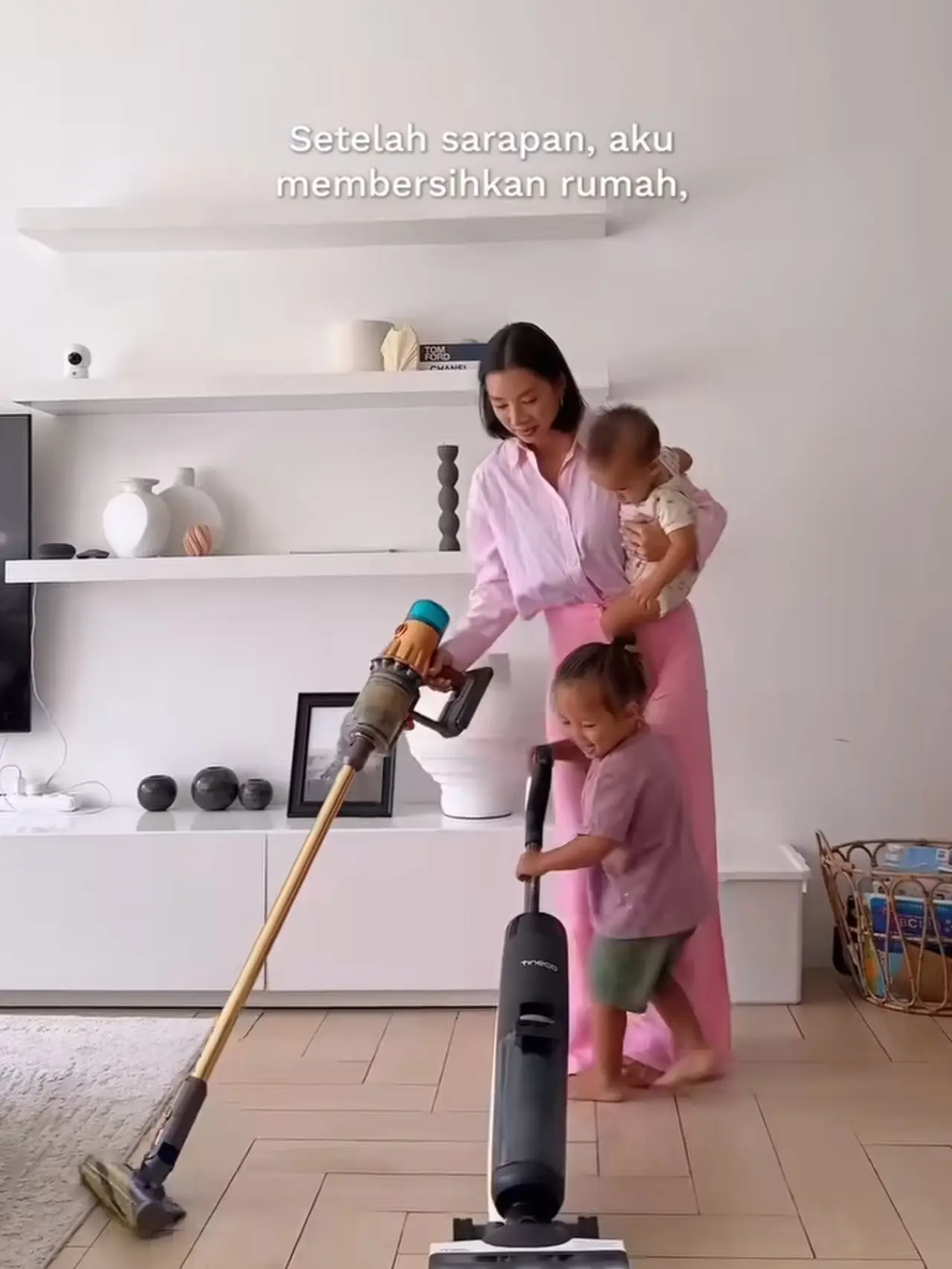 7 Potret Jennifer Bachdim Mode Ibu Rumah Tangga, Cucian Numpuk Bikin Salfok - Hot Liputan6.com